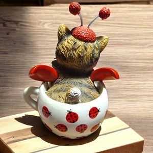 Kayomi Harai | Accents | Cute As A Bug Cups Of Affection Collection ...